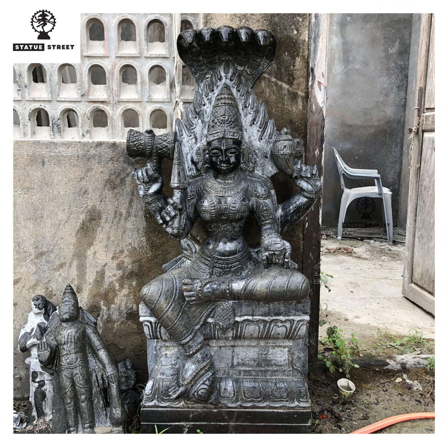 Unique Handcrafted Statues & Sculptures - Statue Street
